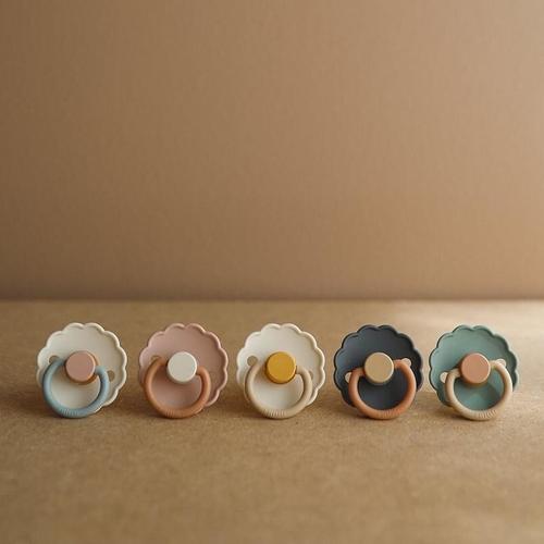 Jual Empeng Frigg Daisy Colourblock Latex Pacifier - Colorblock 1Pc ...