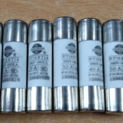 Jual FUSE SEKRING KERAMIK 10 x 38 10x38 mm RT18 RT14 20A Zhengrong ...