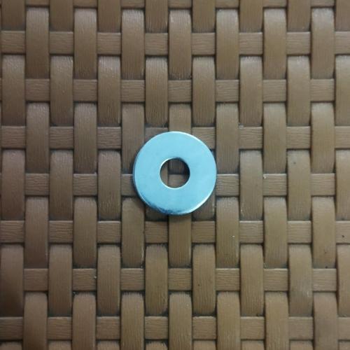 Jual Ring Plat M6 Lebar Putih Galvanis (Baut, Mur, Ring, Baud) - Kab ...