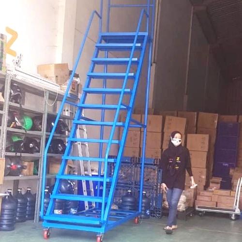 Jual Tangga Dorong Gudang Pabrik Supermarket Tangga Dorong Tinggi ...
