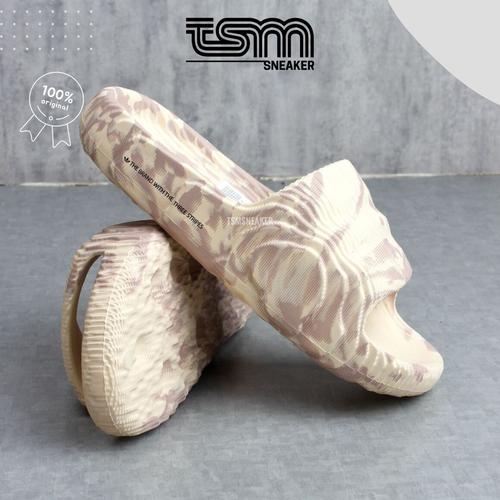 Jual Adilette 22 Sand Strata 100% Authentic BNIB - 40.5 - Jakarta Utara ...