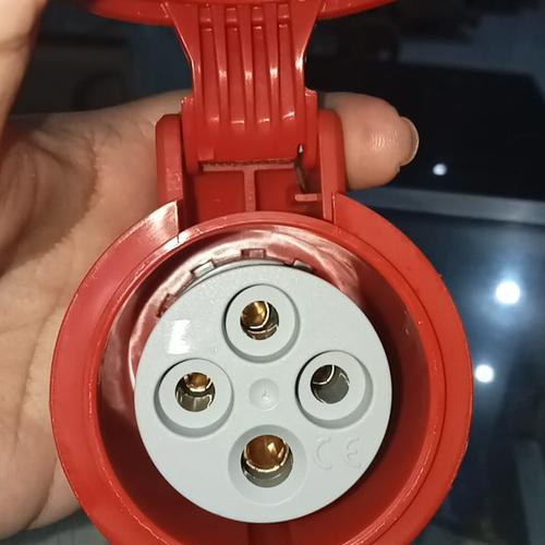 Jual Industrial Socket Mounting Mobile 16A 4 Pin Legrand Waterproof ...