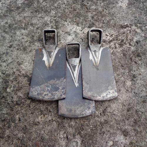 Jual Cangkul Dangir Kecil Bahan Besi | Ganco Kotak Murah Tajam Siap ...