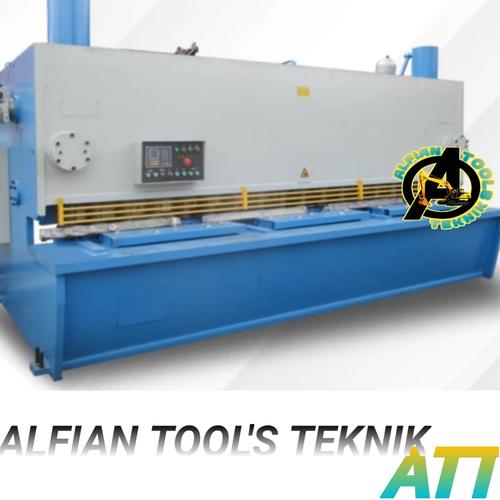 Jual Mesin Potong Plat 16x4000mm Hydrolik Beam Shearing tipe BL16400H2T ...