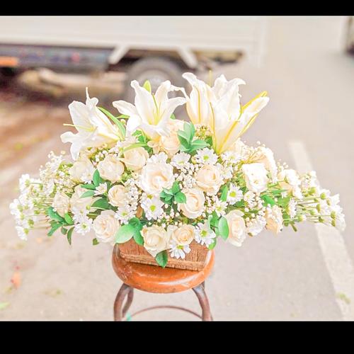 Jual Bunga Meja Lily dan Mawar White Edition - Kota Surabaya - fleur de ...