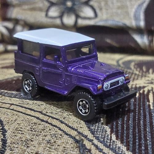 Jual matchbox toyota land cruiser fj40 ungu loose old town - Kota ...