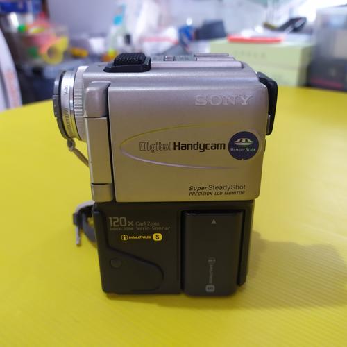 Jual HANDYCAM SONY MINI DV PC3E UNTUK PLAYBACK KASET2 JADUL MEKANIK ...