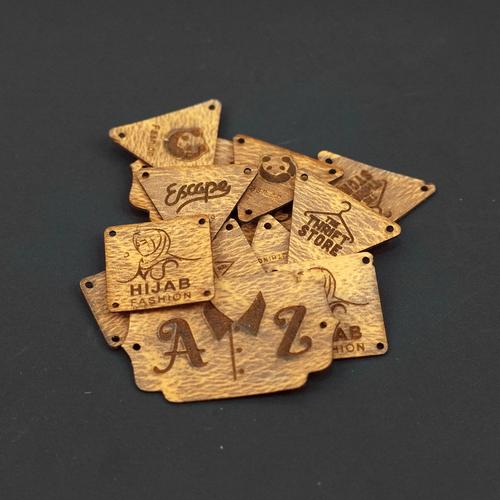 Jual Label Engrave Grafir Bentuk Custom Bahan Kulit Sintetis - Kab ...
