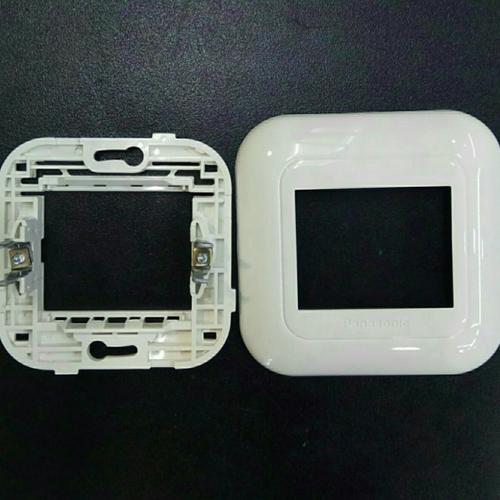 Jual frame Panasonic WEJ78029 / frame 2 gang 2 device / saklar seri ...