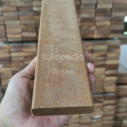 Jual PAPAN PAGAR KAYU DECKING BENGKIRAI POLOS TAHAN AIR 2 x 7 x 90 cm ...