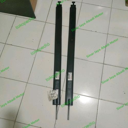 Jual BAND SUB ASSY FUEL TANK SABUK TANGKI HINO LOHAN ENGKEL 77601-EW043 ...