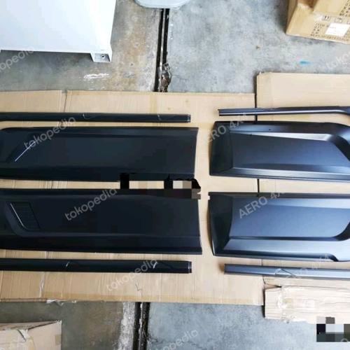 Jual Body cladding nissan navara np300 import bahan plastik abs ...