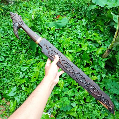 Jual Mandau Natural Ukir Batik - Kab. Sukabumi - Syndicate Knives ...