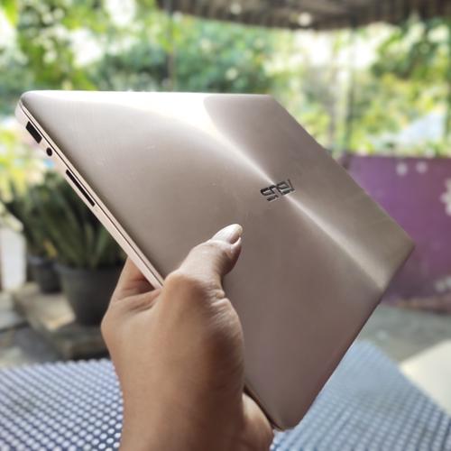 Jual Laptop Asus Zenbook UX330 - Kab. Deli Serdang - Master ...
