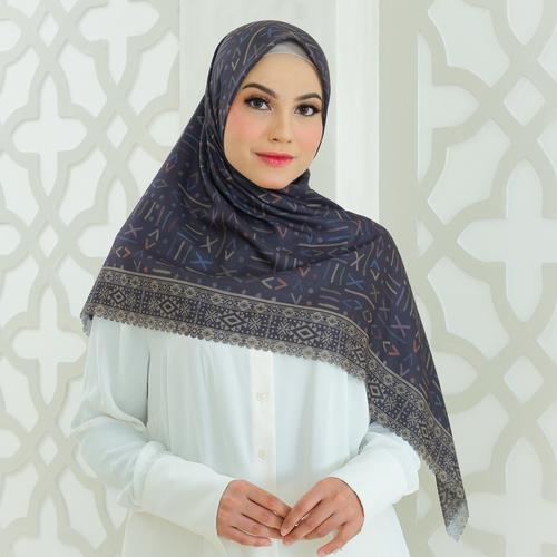 Promo Mevrouw Hijab SAFI 120x120 Ultrafine Lasercut - Brown, Zip Pouch ...