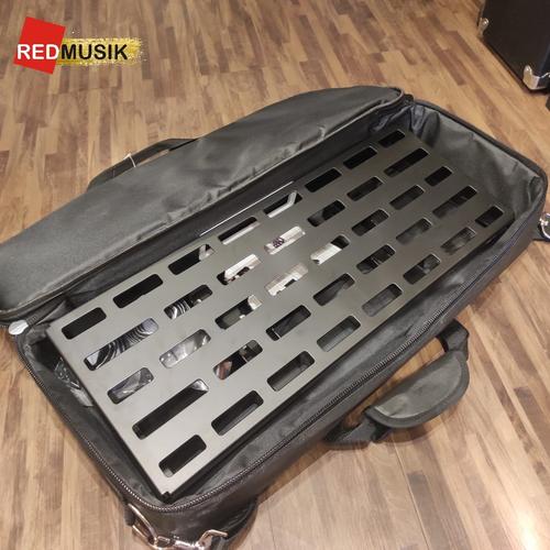Jual RockBoard TRES 3.2 Pedalboard with Gig Bag - Kota Denpasar - Red ...