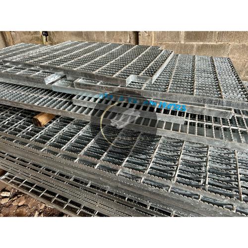 Jual Grating Galvanis Gerigi (Serrated) Galvanized Grating - Kab ...