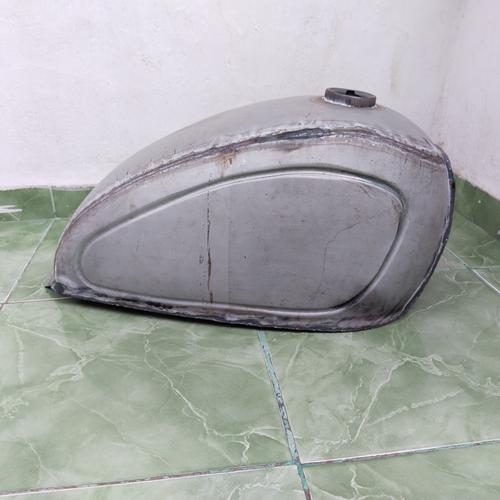 Jual Tangki jepstyle triumph motor tengki gastank tanki tenki Triump ...