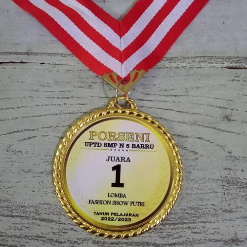 Jual Medali Logam Medali Mendali Emas Perak Perunggu Custom Logo Stiker ...