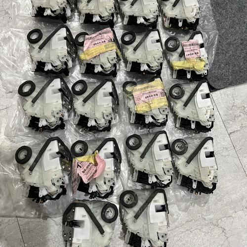 Jual Doorlock Door Lock Pintu All New Avanza Veloz Xenia 2022 Original ...