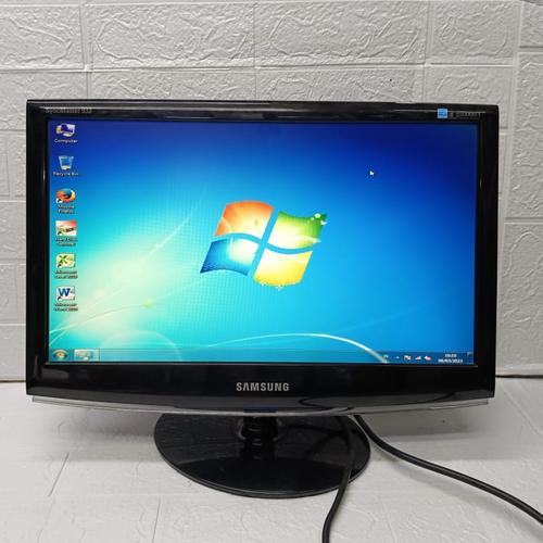 Jual Monitor lcd 19 inci LCD 19 inci lengkap kabel lcd 19 inci ...