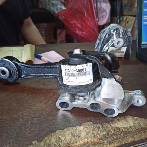 Jual engine Mounting kanan atas Lexus RX270 RX350 ORIGINAL 12309-36061 ...