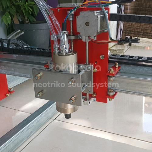 Jual cnc router besar spindle 800 watt water 120x240 . acp pvc acrylic ...