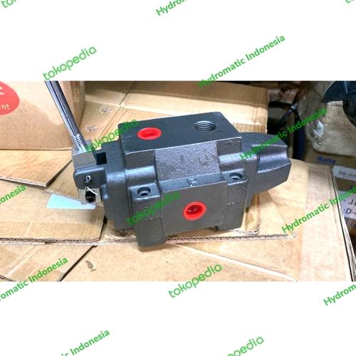 Jual HAND OPERATED DIRECTIONAL CONTROL VALVE / HAND VALVE DMT 03 - 3C2 ...