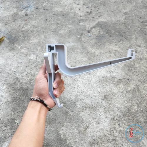 Jual Gantungan Talang Air Kotak 8 inch LANGGENG / Klem Talang SG 220 ...