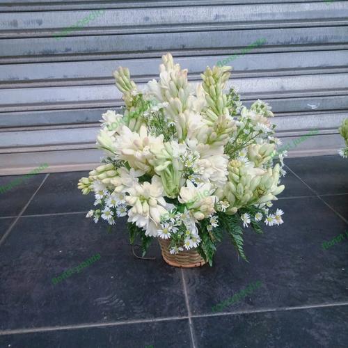 Jual rangkaian bunga meja sedap malam/bunga asli/untuk hari raya ...