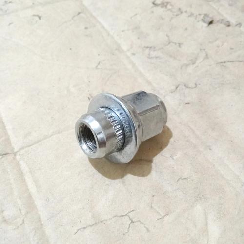 Jual Mur racing Triton Pajero sport nut baut roda triton pajero - Kota ...
