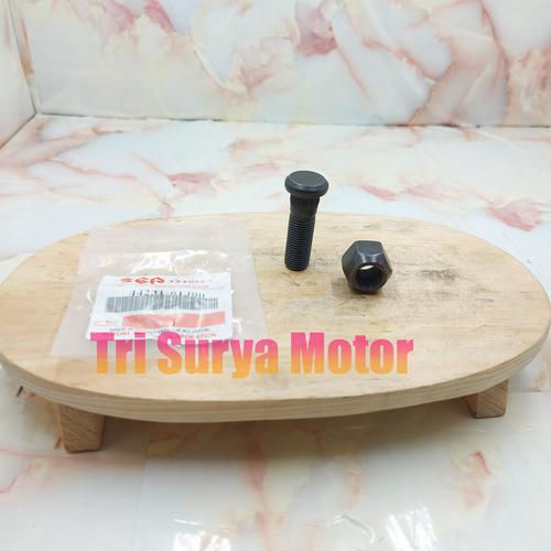 Jual HUB BOLT NUT BAUT RODA BELAKANG MUR HITAM SUZUKI APV/MEGA CARRY 1PC - Jakarta Pusat - Tri ...