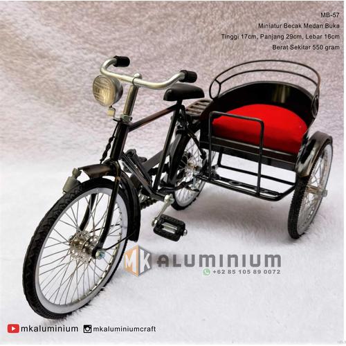 Jual Pajangan Miniatur Becak Medan Buka MB-57 MK Aluminium logam - Kota ...