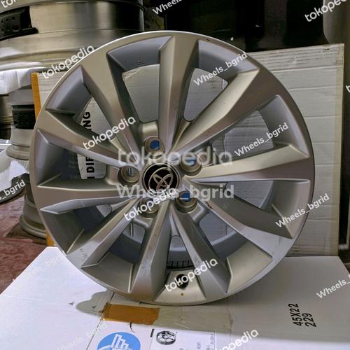 Jual Velg Original/OEM Innova zenix R17 - Kab. Bogor - Wheels Bgrid ...