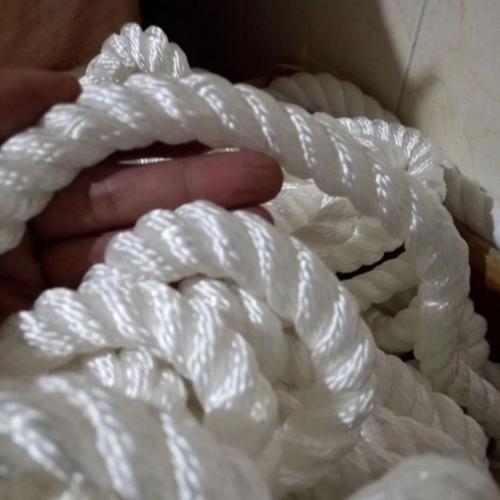 Jual Tali tambang nylon 22 mm - tambang nylon 22mm - tali tambang PP ...