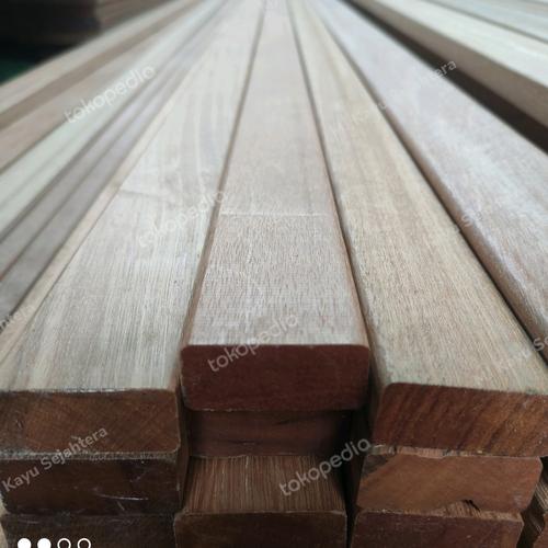 Jual STIK KAYU RENG OVEN PARTISI DECKING BENGKIRAI POLOS 1,8 x 4,2 ...