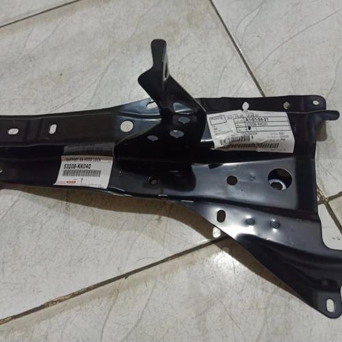 Jual support hood lock tiang lock kap mesin Innova reborn original ...