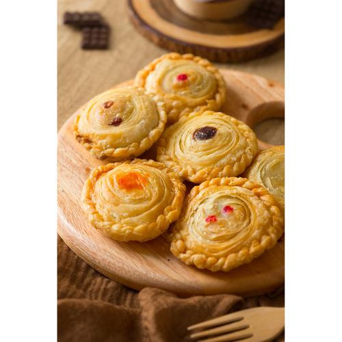 Jual Pastry Mama Yam | Pastel | Pastel Bulat | Ayam - Curry Japan ...