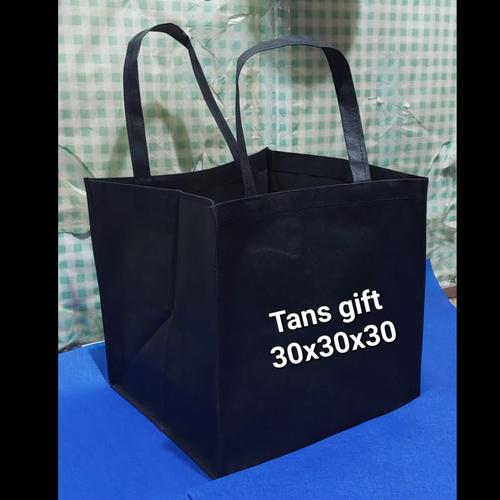Jual Goody Bag Spunbond Ukuran Kotak TxPxL = 30X30X30 - Hitam - Kab ...