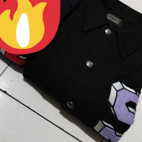 Jual Varsity Erigo x JKT48 versi Shani Indira Natio Edisi Jepang ...