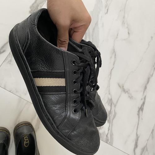 Jual Bally leather shoes moony sneakers sepatu hitam black 2nd original ...