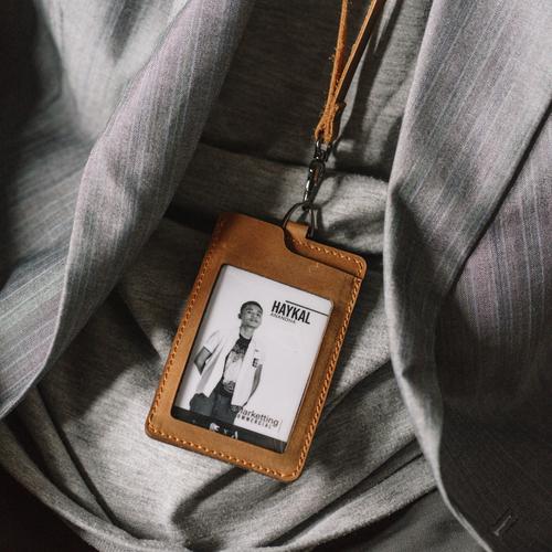 Jual ID Card Lanyard Kulit Magnet Holder Magnet Name Tag Kulit REVEN ...