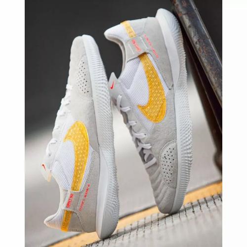 Jual Sepatu Futsal Nike Streetgato Summit White University Gold IC ...