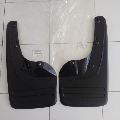 Jual ORI Karet Lumpur Mudguard Depan 76621-0K100 76622-0K100 Fortuner ...