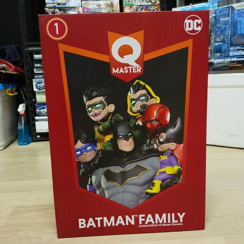 Jual Batman Family Classic Q-Master Statue - Kota Pontianak - Borneo ...