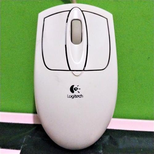 Jual Mouse Logitech Jadul Bola Trackball Vintage Rare Retro Langka ...
