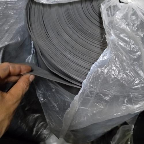 Jual busa ati atau busa eva rolan ukuran tebal 5mm x 1,2 x 50mtr / 1 ...