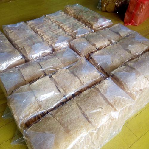 Jual Oleh-oleh Khas Madiun Krupuk Lempeng / Krupuk Puli 1kg Siap Goreng ...