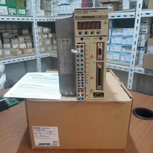 Jual R88D-WT08H-R1 AC SERVO DRIVER OMRON ORIGINAL - Kota Bandung - putra panel mandiri | Tokopedia