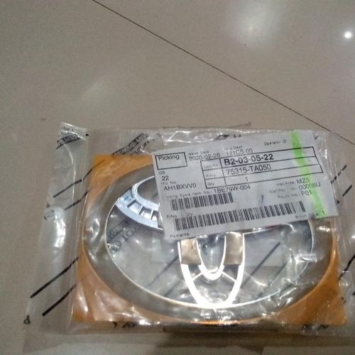 Jual Emblem Toyota 75315 - TA050 ( emblem tutup ban serep rush terios ...